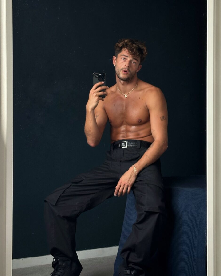 Sam Salter – Shirtless Music Celebs